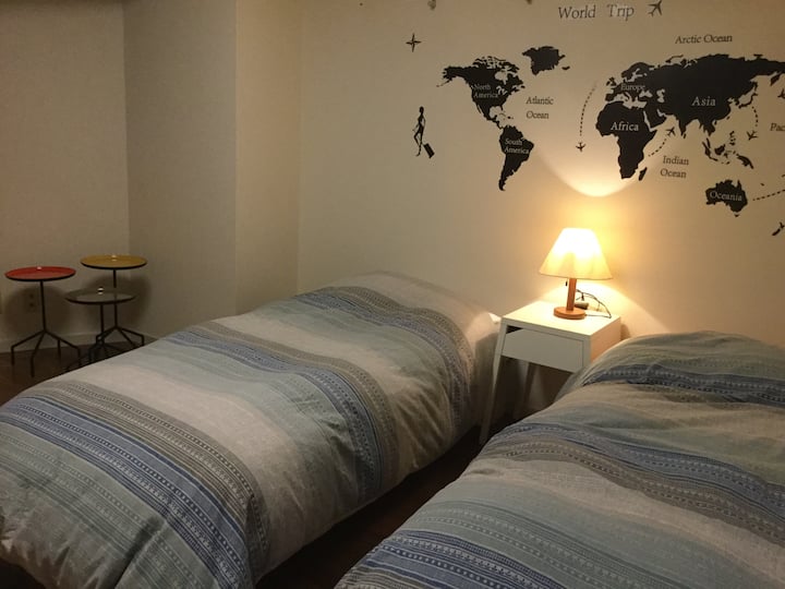 Lovely Studio, West Shinjuku, Local Neighbourhood - Shinjuku City