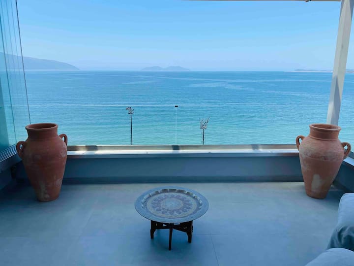 Rooftop Sea View - Albanien