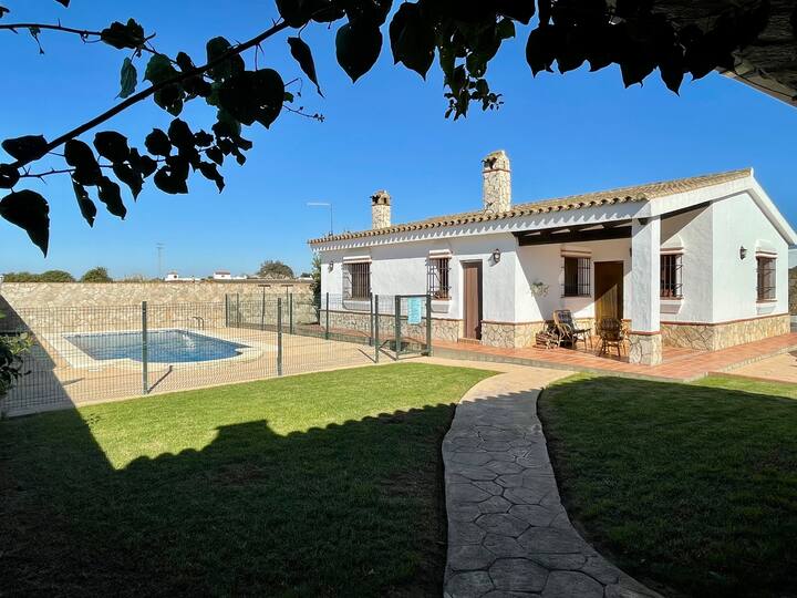 Agradable Casa Rural Con Piscina Privada - Conil de la Frontera