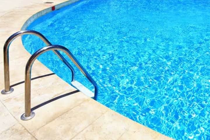 ÇOk Temiz Villa, 3 Oda, Klima, Ortak  Havuz, Wifi - Kuşadası