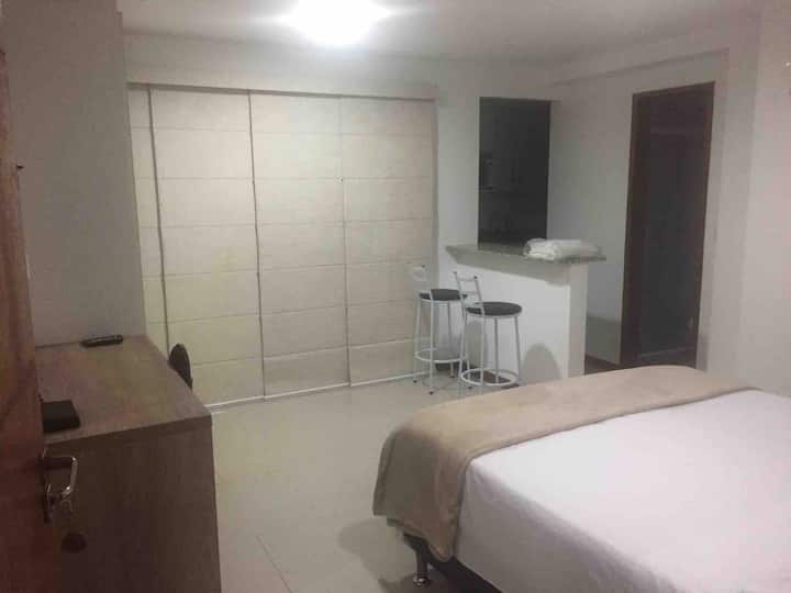 Suite Cama Queen+cozinha Na Praia Em Macae - Macaé