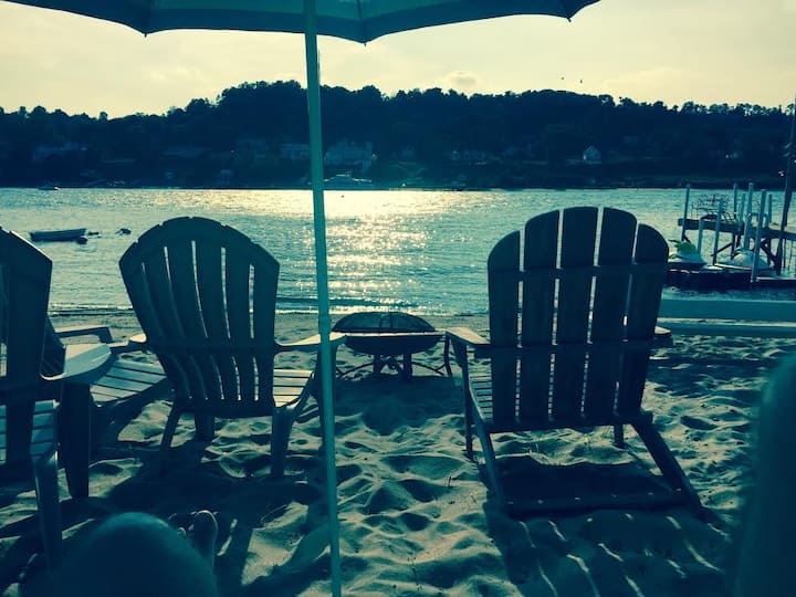 Top-floor Condo W/ Private Beach Incredible Views - Highlands, NJ