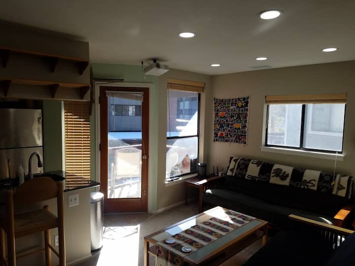 Cozy Boulder Condo Near Cu And Pearl Street - Boulder, CO