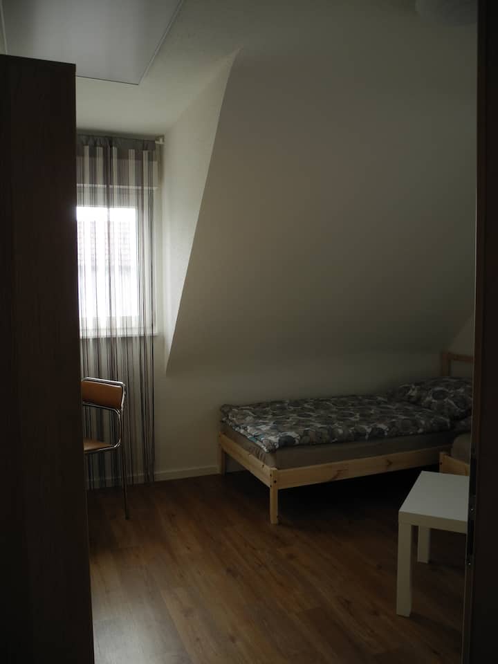Zimmer Nummer 3 In Einem Haus - Heilbronn