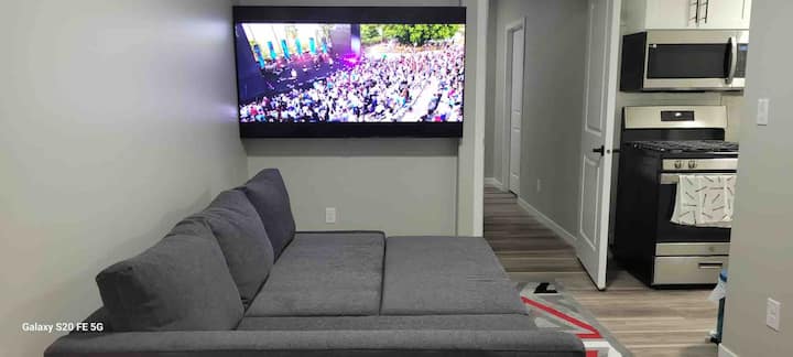 Bigger Suite - カルガリー