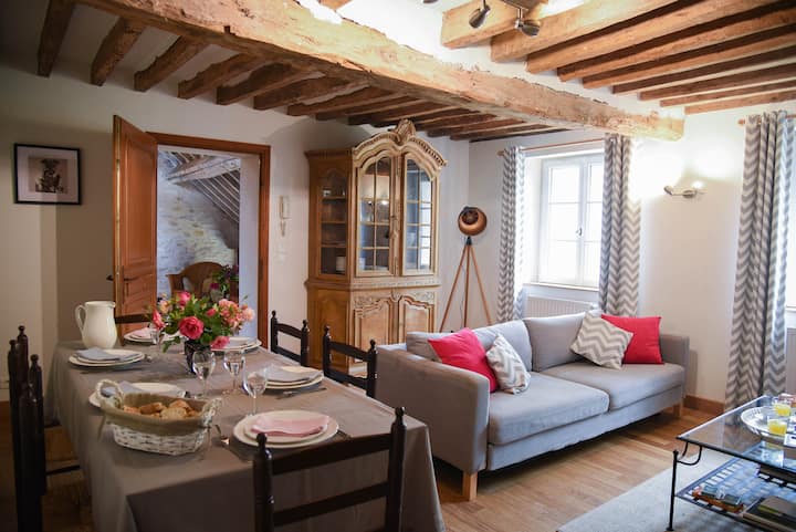 Logis Du Chasse-manée : Appartement De Caractère - La Mer de Sable