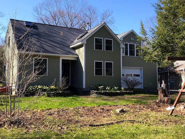 Sun Filled Kennebunkport Home On Smith Preserve - Goose Rocks Beach, ME