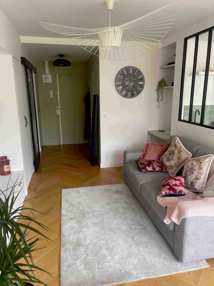 Appart Refait à Neuf Tout Confort Tres Lumineux - Paris