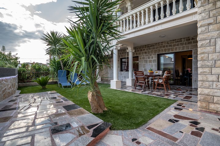 Apartment On Dalmatian Coast. - Split