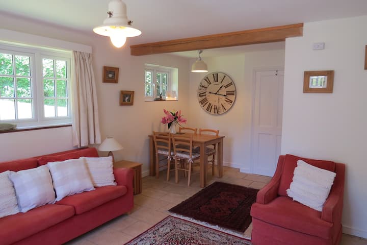 Gardener's Cottage - Stunning South Downs Location - Havant