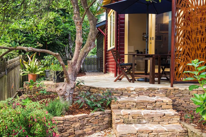 Milepost Annex: A Private Blue Mountains Getaway - Wentworth Falls