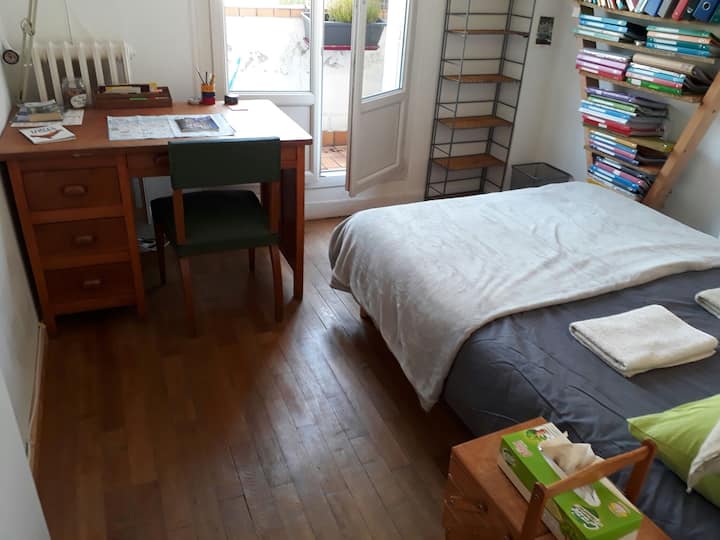 Chambre Hyper Centre/petit Déj Bio/calme/balcon. - Tours