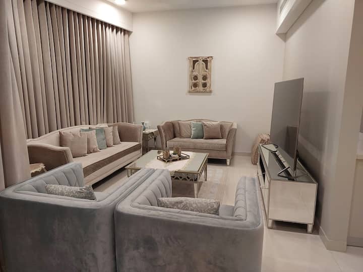 Luxury Two Bedrooms Apartment - Maskat