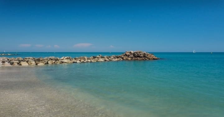 Maisonette De Ville Avec Sa Cours Proche De Tout. - Plage de Frontignan