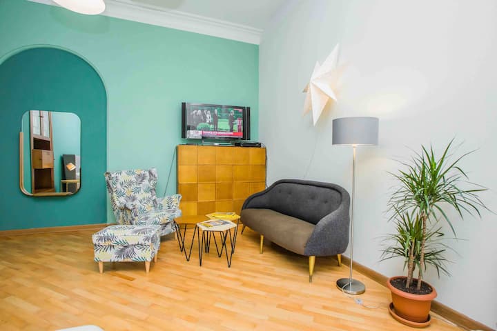 Enjoy Staying✺stylish 1bed Apt3min Liberty Square✺ - Tbilisi