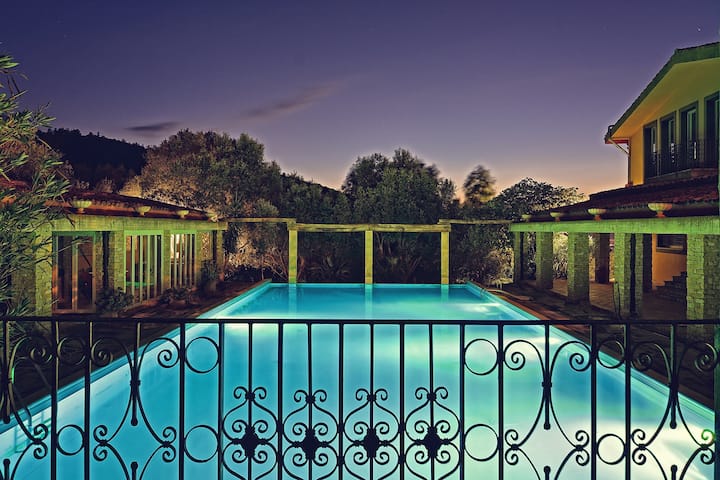 Borgo Paradiso, 9 Suites, Piscina, Tennis, Spa - Quartu Sant'Elena