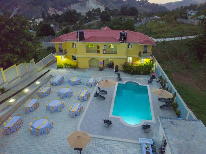 Essie Villa.apartments Suitefully Operated Kitchen - Haiti