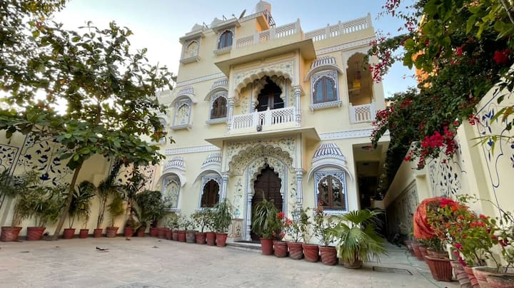 The Haveli ,A Home Stay In C-scheme (Entire Floor) - Jaipur