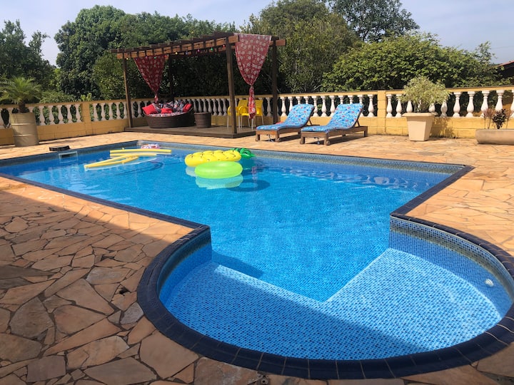 Linda Chácara Em Ibiúna - Sp - Cond. Fechado - Ibiúna