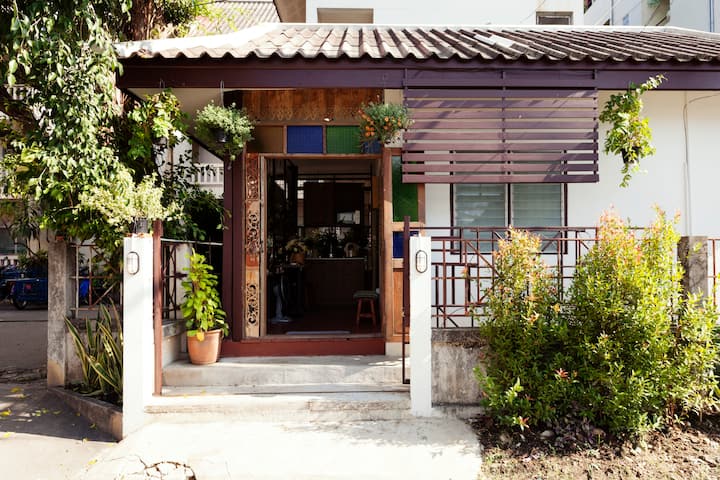 Kampangdin House: Near The Old City,night Bazaar - Chiang Mai