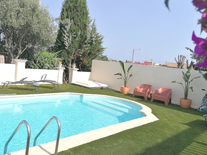 Studio /Piscine. Plages/îles D' Hyères - La Capte