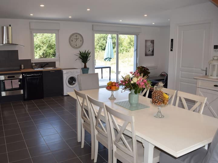 90 M² Huis ∙ 3 Slaapkamers ∙ 6 Gasten - Lessay