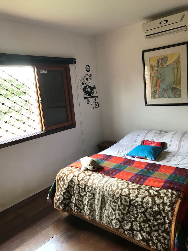 Suite Charmosa Em Interlagos - São Paulo