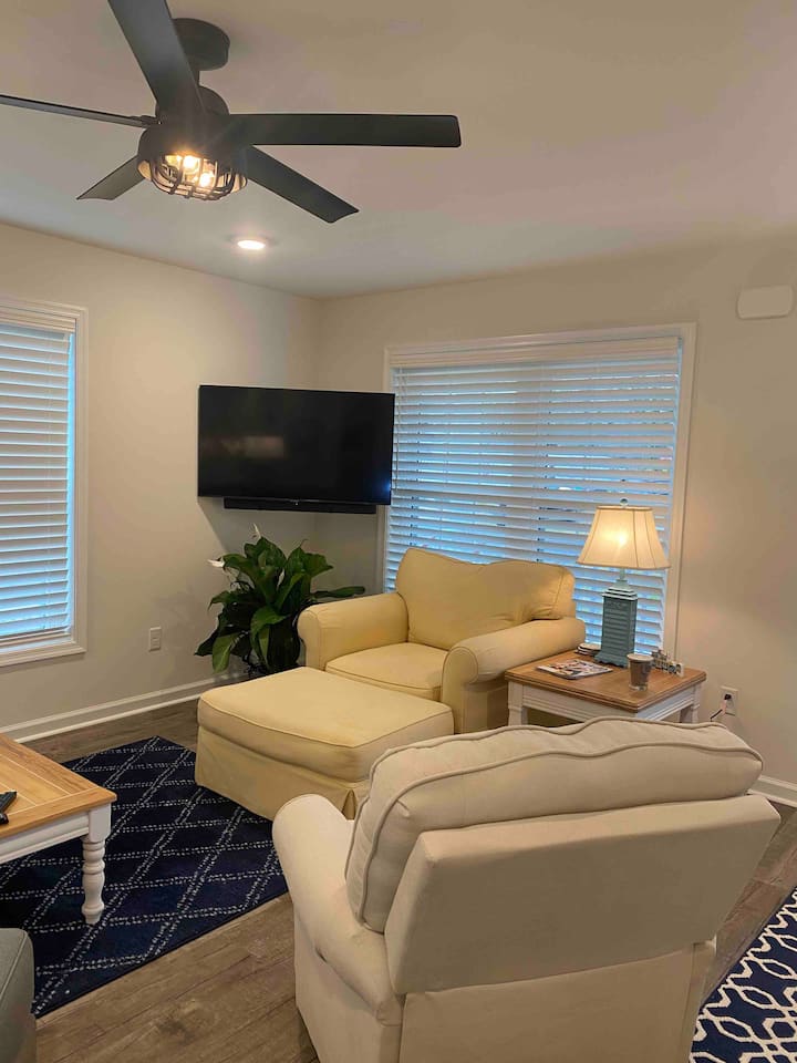 Cozy Cottage Close To Downtown Built In 2021 - Rehoboth Beach, DE