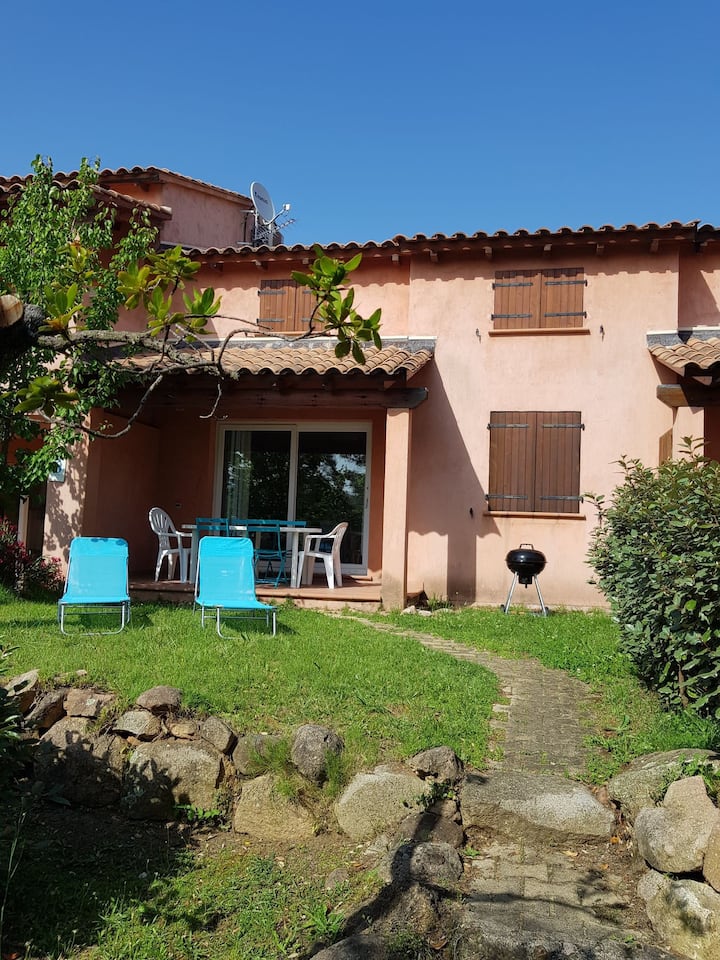Marina Di Pinarello,logt Climatisé, Piscine, Plage - Sainte-Lucie de Porto-Vecchio