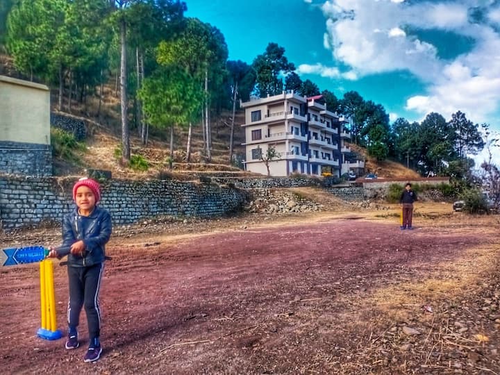 Party Place /Snow Mountain View/8bhk/bbq/ Bonfire/ - Kasauli