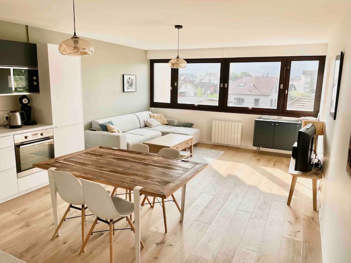 T4 Au Calme, Idéal Famille - ibis Styles Annecy Centre Gare