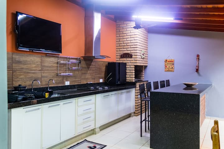 Recanto Majo Ao Lado Do Termas Com Suites - Olimpia