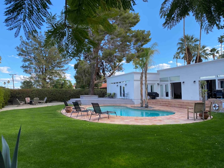 Palm Desert Paradise (Large Home 4bd 4bath) - Palm Desert, CA
