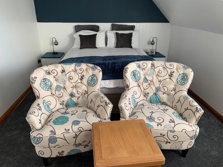 Glenwood, Room 2 - Arisaig