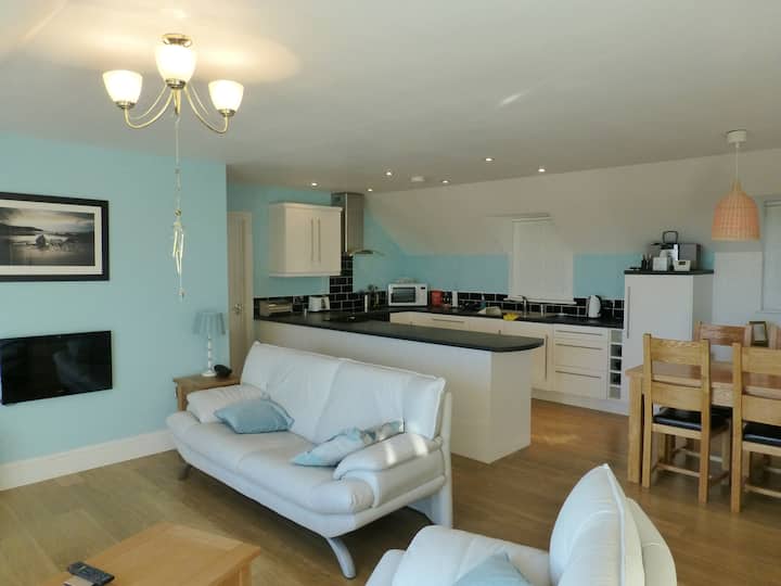Bayview 2 Stunning Coastal Views - Pembrokeshire