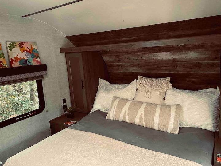 Brand New 2022 Rv/camper- Cota-tesla-dt Austin - Cedar Creek, TX