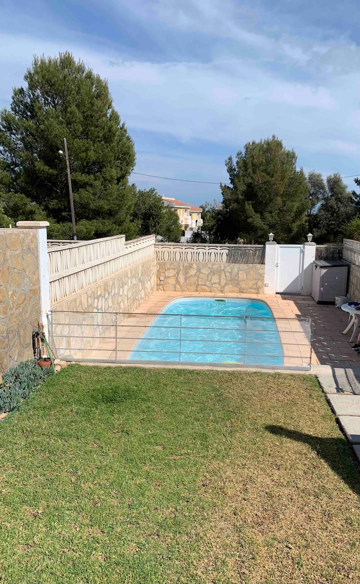 Chalet Con Piscina : Mar Y Montaña! - Alcanar