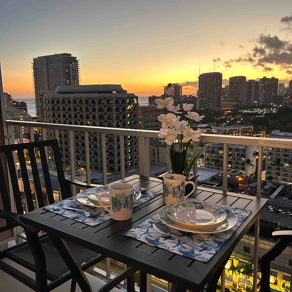 Waikiki, Honolulu Vacation Rentals & Homes - Honolulu, HI | Airbnb