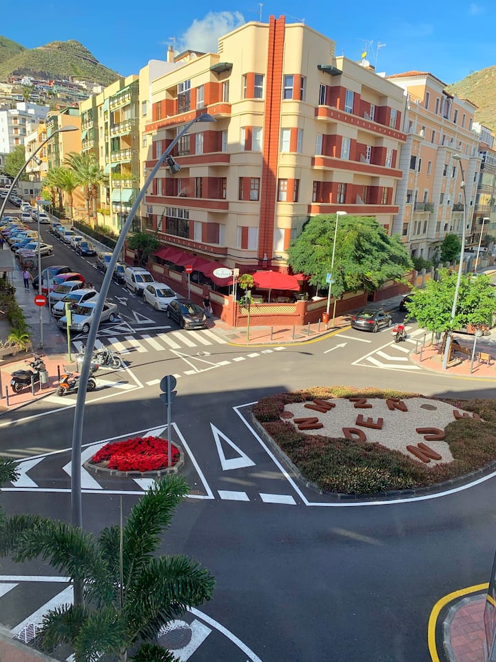 Estupendo Piso En La Zona Centro - Tenerife