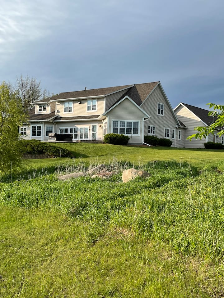 4000 Sq Ft Rustic, Modern , Secluded Home. - Elkhart Lake, WI