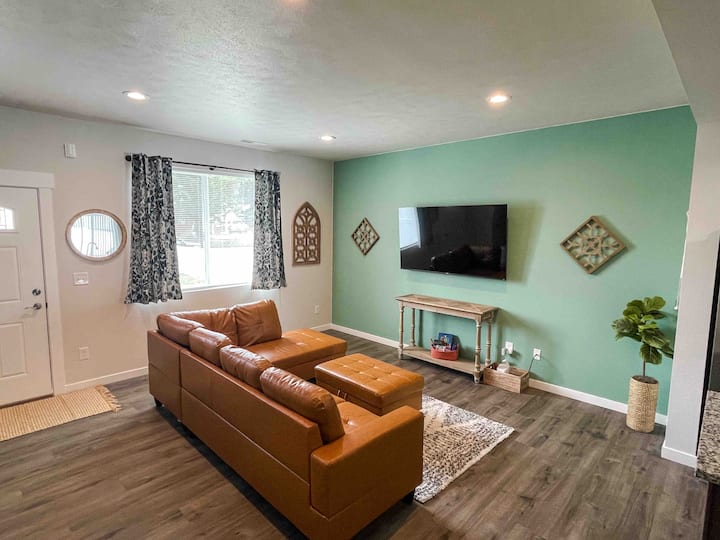 Downtown, Garage, Yard, Walk To Arena, Ev Charger - Spokane, WA