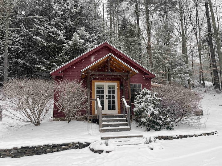 Luxury Cabin On A White Mountain Homestead - Campton, NH