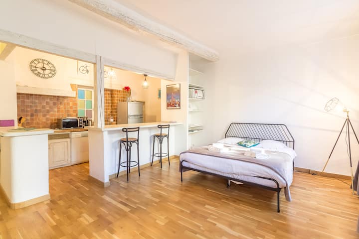 Coeur Vieux Nice - Proche Mer / 45m2 - Nice