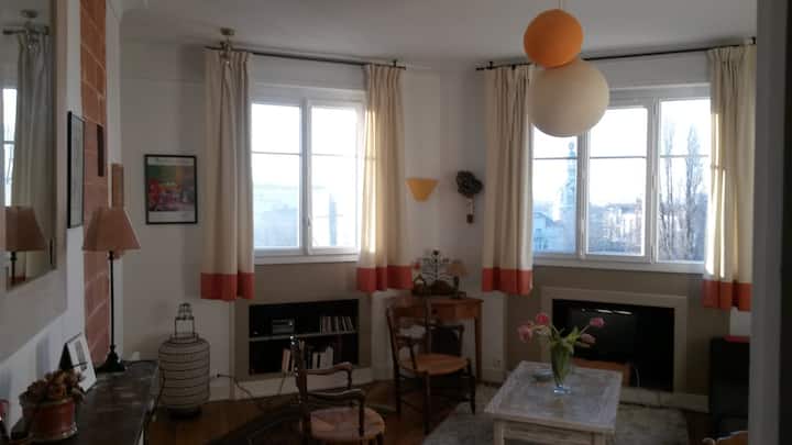 Appart  Chateau Avec Garage Privé - Nantes