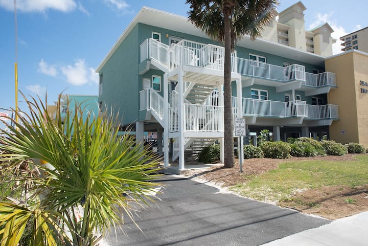 Harbor House #33 - Beachside & Close To Everything - Gulf Shores, AL