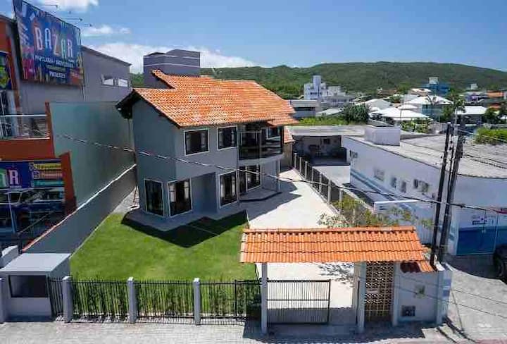 Casa Bombinhas Bombas Piscina Beira Mar 15 Pessoas - Bombinhas