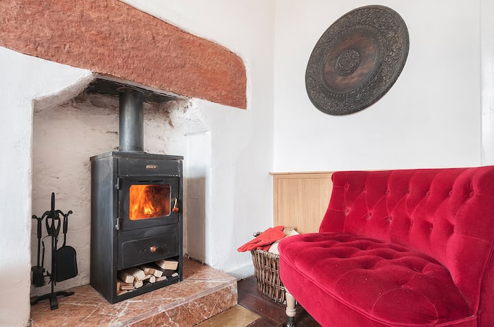 The Cottage In The Sky - Edinburgh