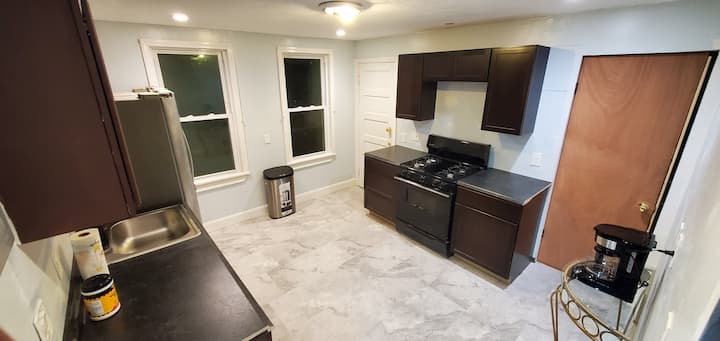 Lovely Bedroom In The Heart Of Boston. - Quincy, MA