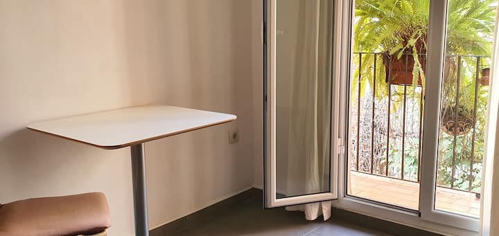 Cozy! 2 Bigs Bedrooms/ 4"walk Rambla/5"university - Barcelona