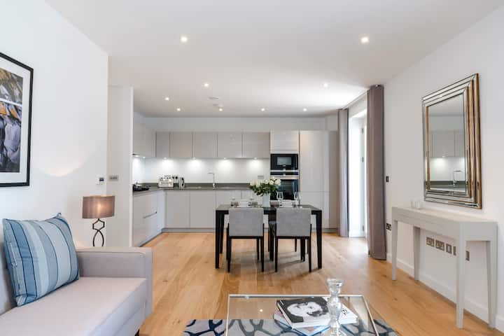 Boutique On Sphinx- Apartment Sleeps 5 - Battersea - London